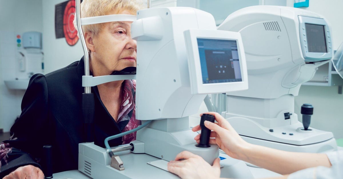 The Ultimate Guide to Finding the Cheapest Lasik Eye Surgery - Breanto