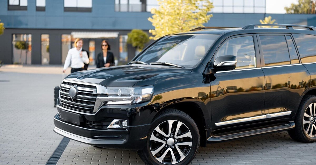 Exploring the cheapest luxury SUVs with a third row - ThinkOMaze