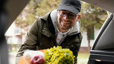 Exploring the Rising Trend of Fresh Food Delivery Services - Breanto
