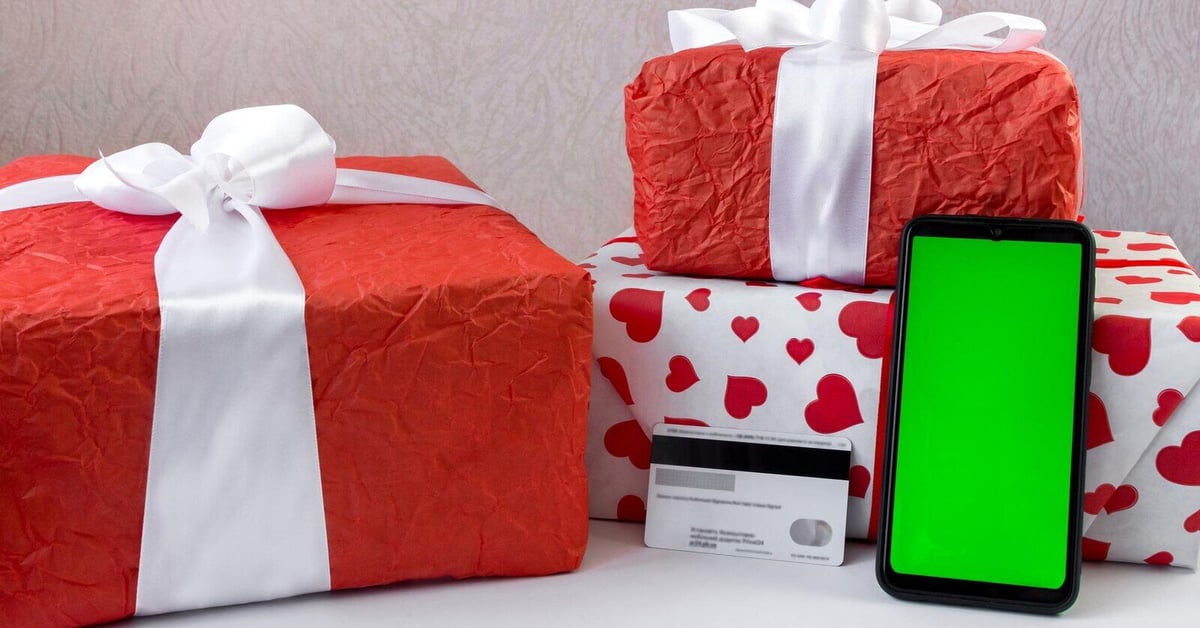 Choosing the best phone packages for SMBs - ExplorEverity