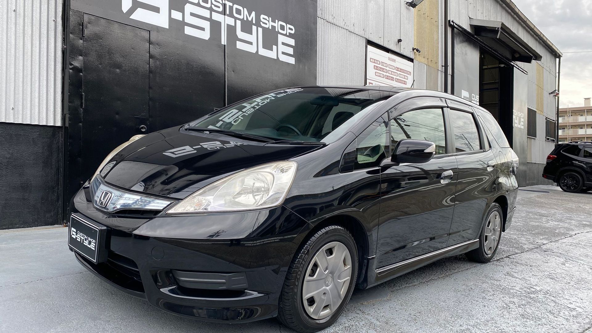 Honda Fit Shuttle Hybrid Smart Selection | Meu Carro Japão