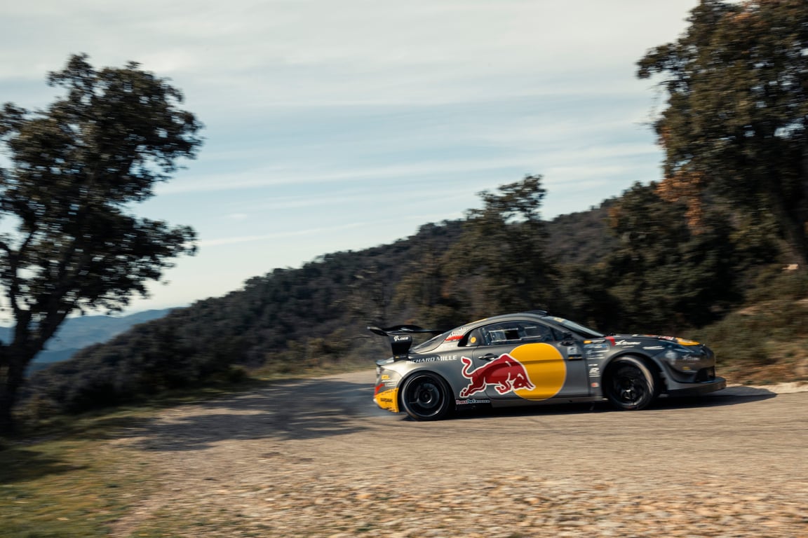 A bord d'une Alpine avec Sébastien Loeb | Agefi.com