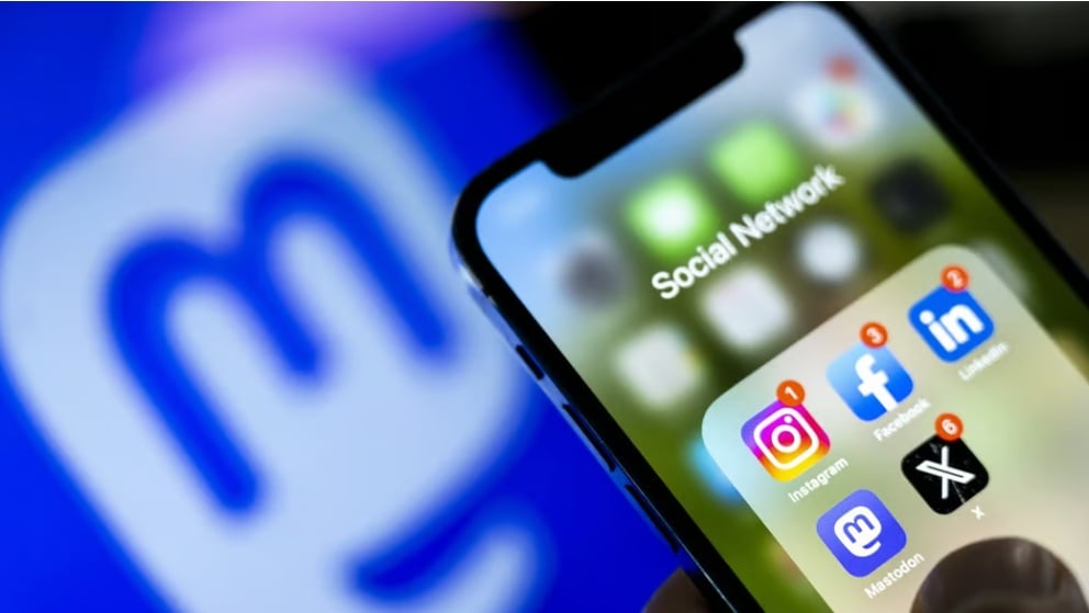 Meta exhorte l'Australie à revenir sur son interdiction des réseaux ...