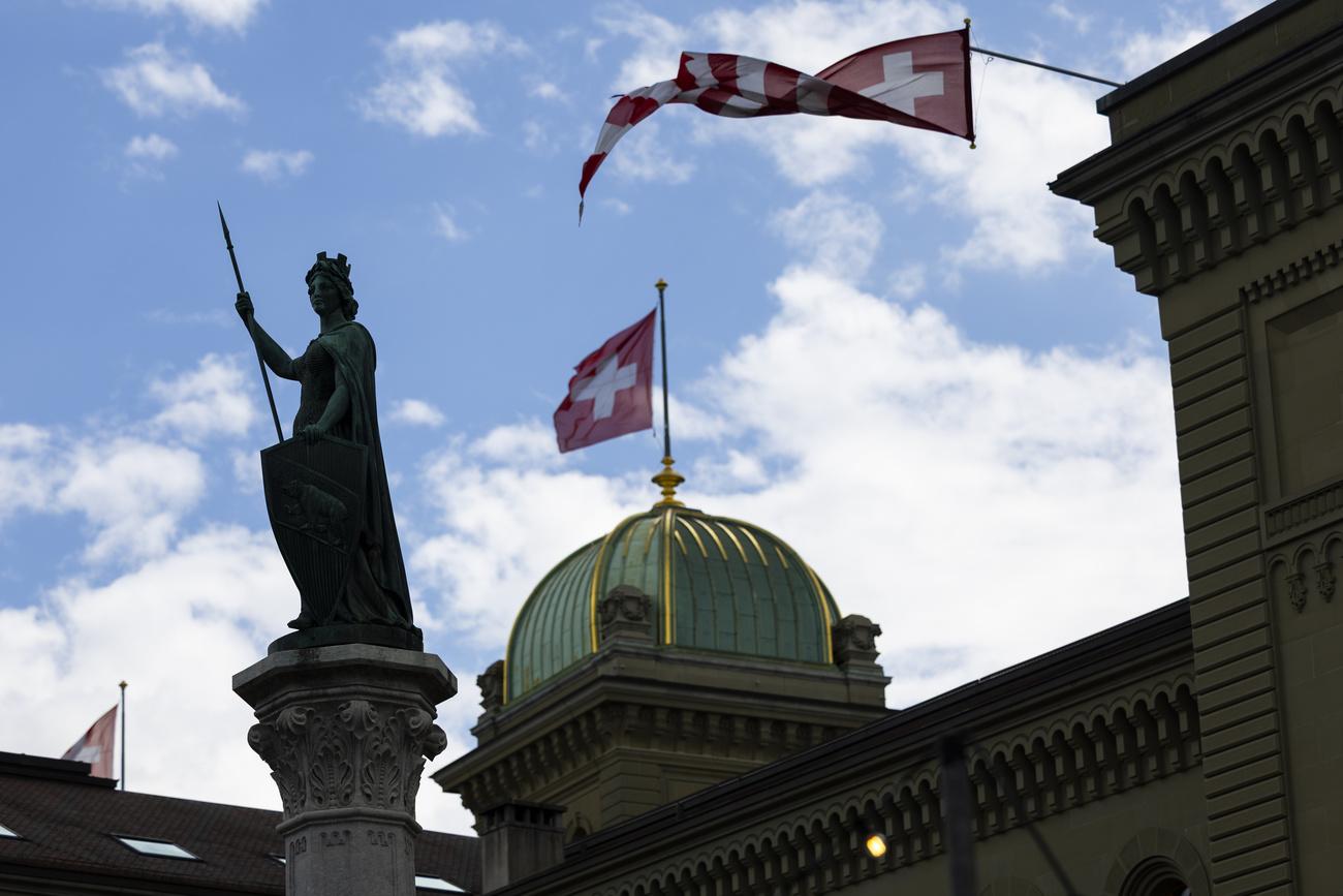 Berne veut centraliser les services administratifs pour gagner en ...