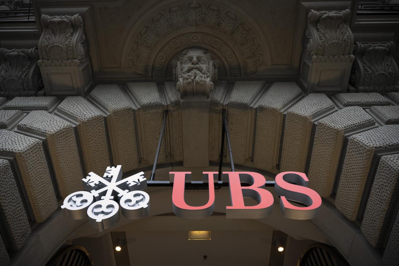 UBS dépasse les attentes trimestrielles avec un bénéfice net de 2,5 ...