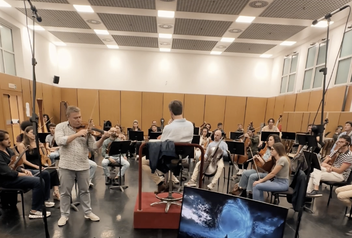 TZIGANE - VENICE FILM FESTIVAL PREMIERED - Escape