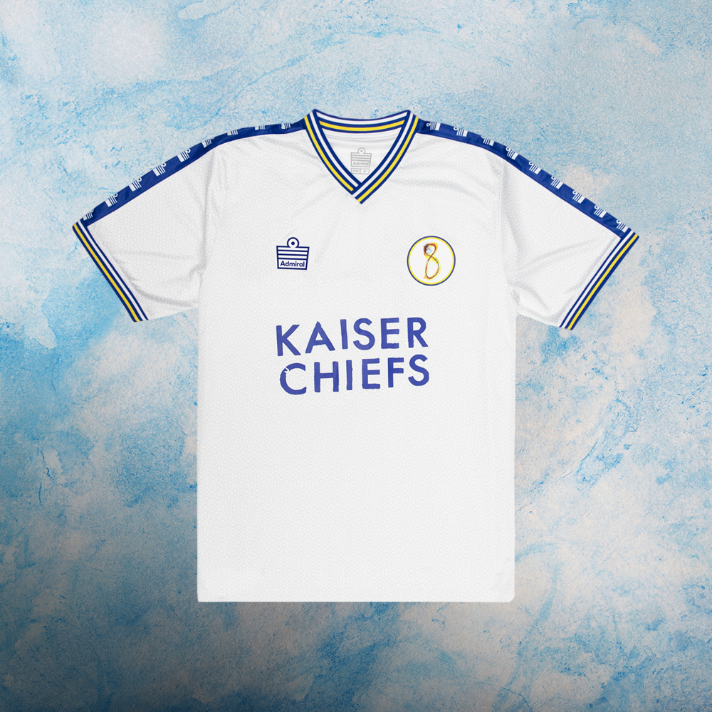 Redirecting to https://store.kaiserchiefs.com/product/easy-eighth-home ...