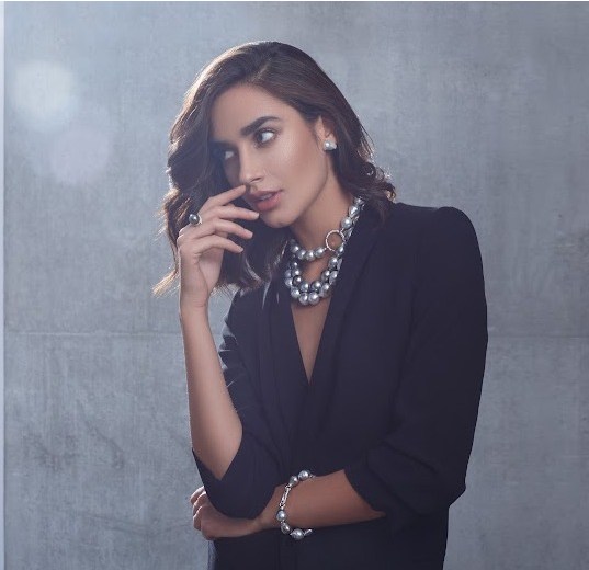 Elegant and gorgeous: Here's How to Get the Glam Red Carpet Appearance ...