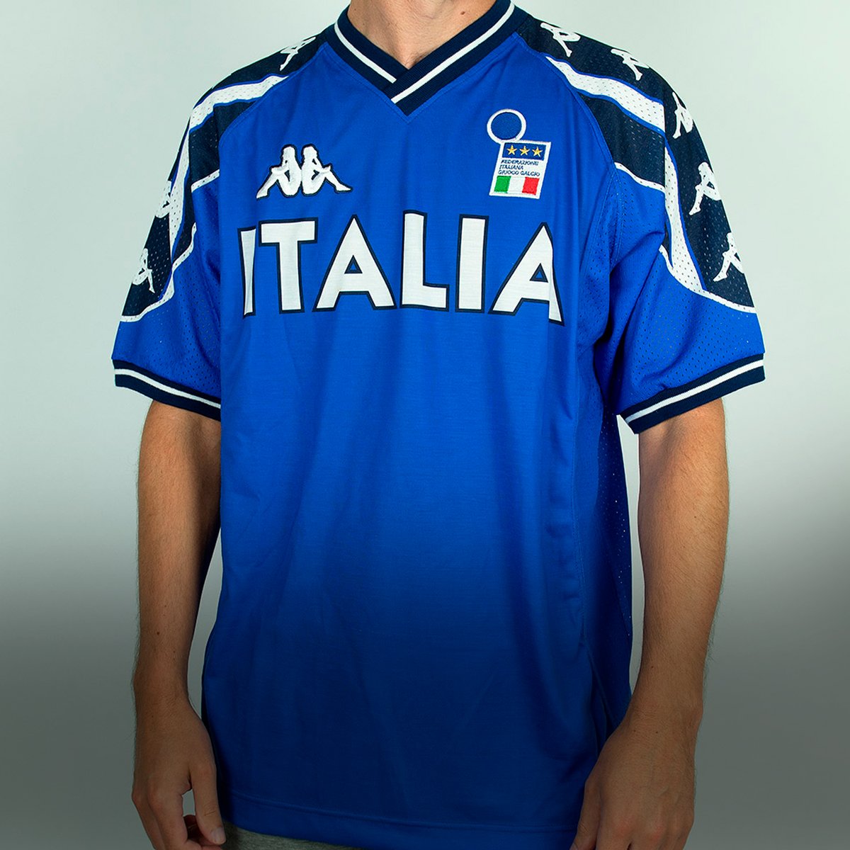 Classic Football Shirts : retro vintage soccer jerseys - Classic Retro ...