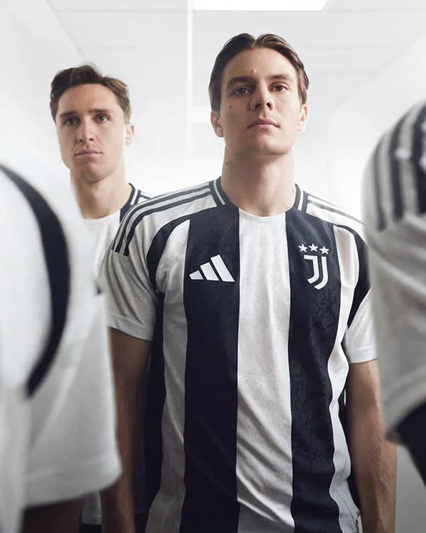 2024-25 Juventus Authentic Home Shirt