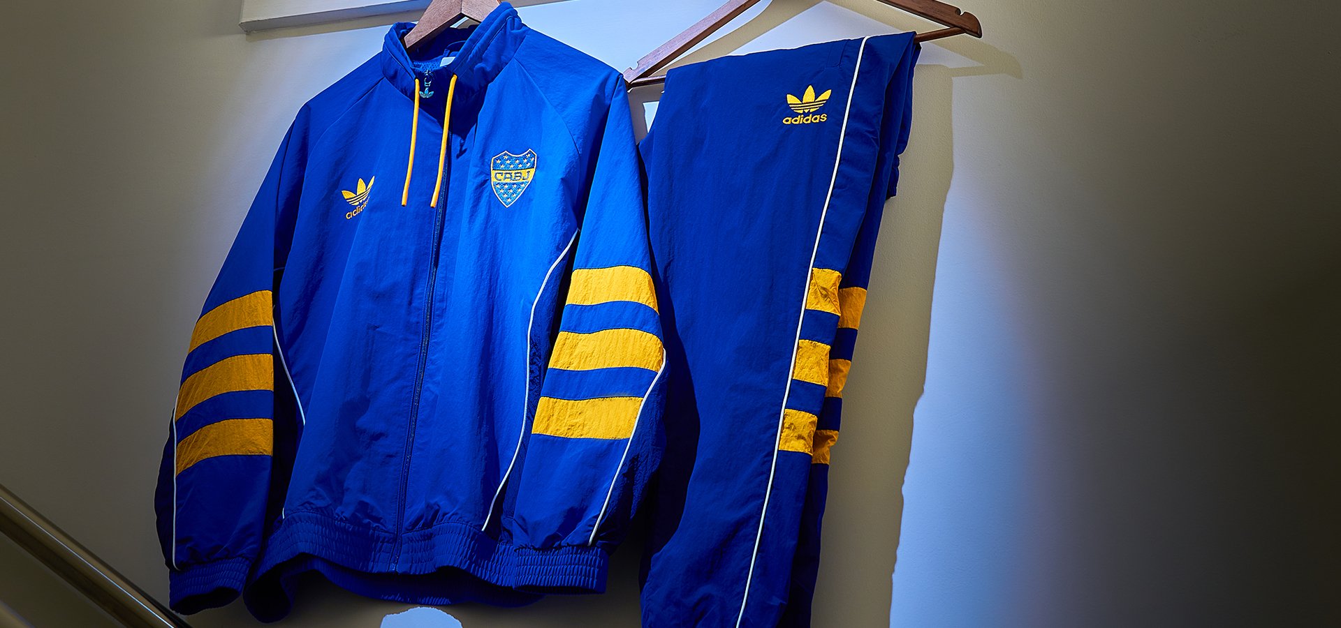 Classic Football Shirts : retro vintage soccer jerseys - Classic Retro ...