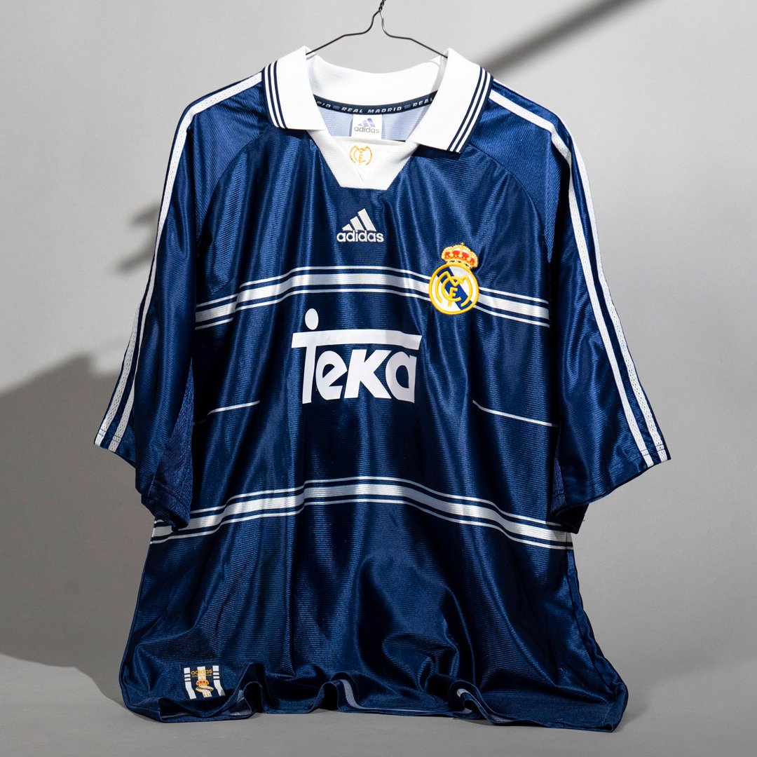 Classic Football Shirts : retro vintage soccer jerseys - Classic Retro ...
