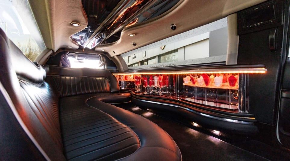 Limo Rental | Limousine Service | Airport & Concert