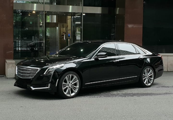 Phoenix Limo Fleet - Late Model Vehicle - Book Online