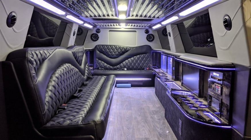 Limo Rental | Limousine Service | Airport & Concert