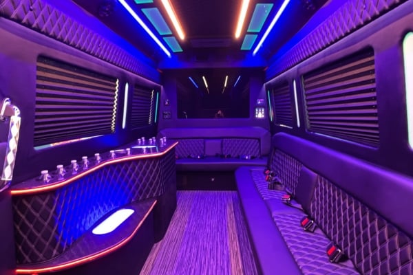 San Diego Limo Service | Premium & Affordable Ride with LGV