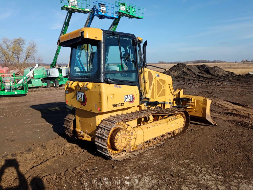 Crawler Dozer - CAT D1 XL - 8-Ton for Rent