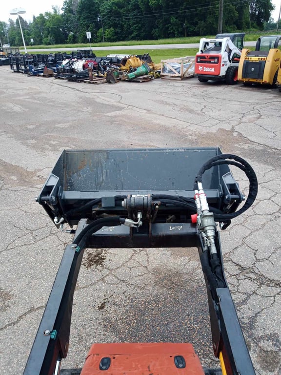 Mini Skid Attachment - Wolverine 4 in 1 Hydraulic Bucket - *New* for ...