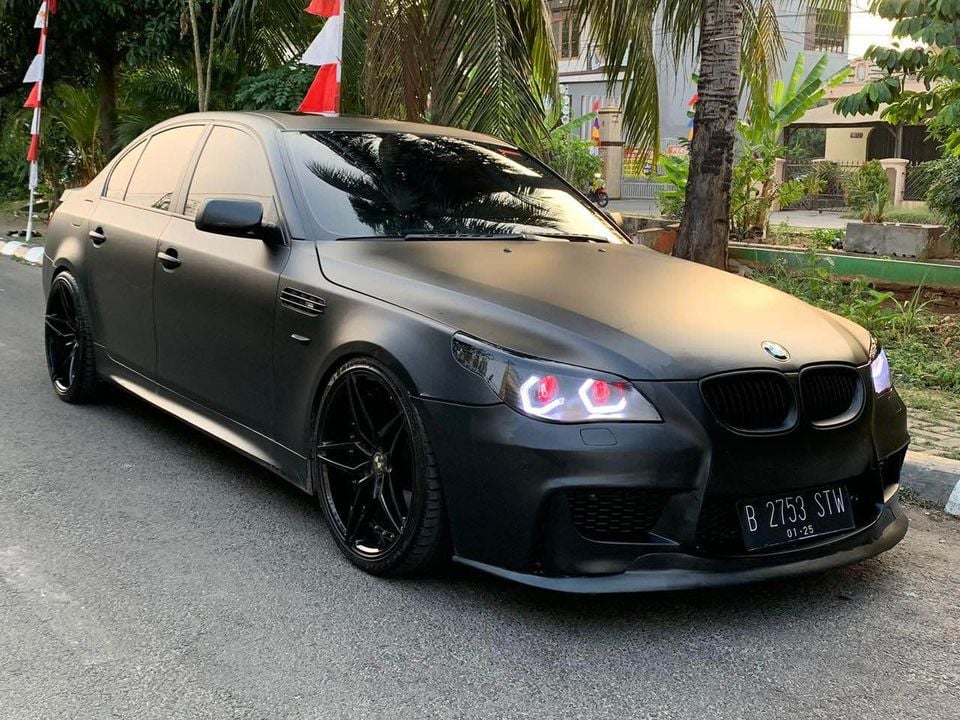 BMW E60 520i Matic 2005 | MobilMan