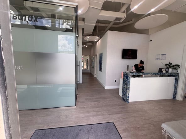 Gables/Grove High End Space - Salon Space for | Salon Renter