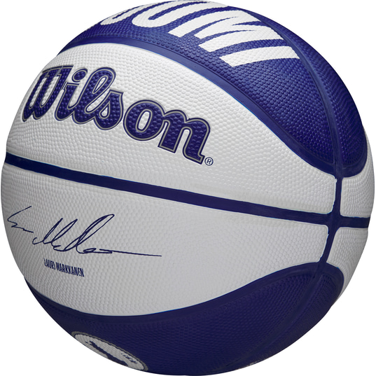 Köp Wilson NBA PLAYER LOCAL BSKT MARKKANEN Indoor Ball för EUR 29.95 på ...