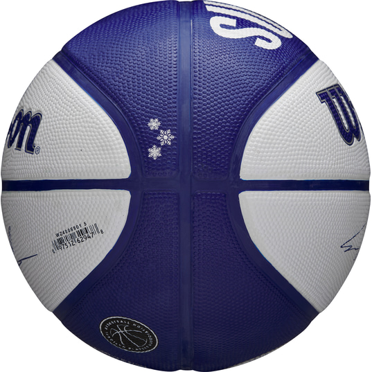 Köp Wilson NBA PLAYER LOCAL BSKT MARKKANEN Indoor Ball för EUR 29.95 på ...