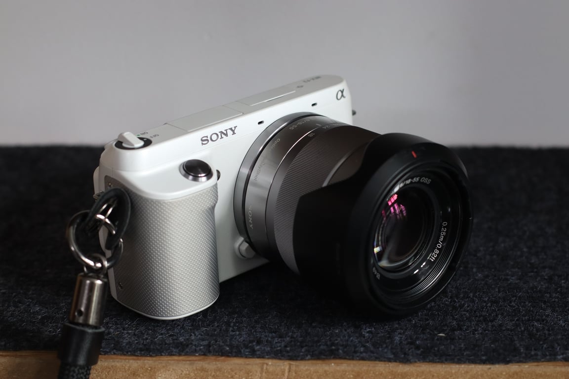 SONY NEX F3 + KIT 18 55