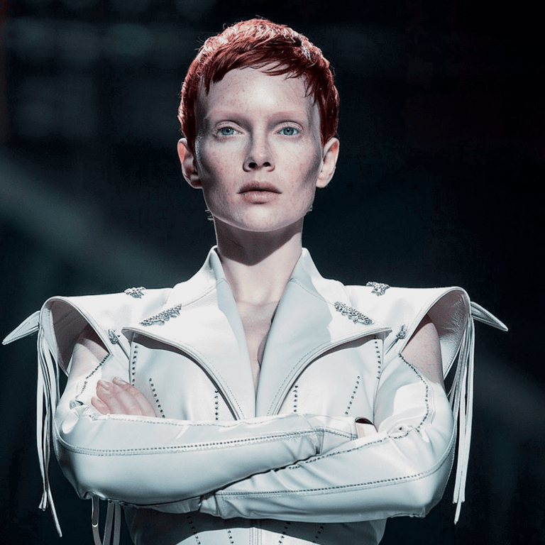 Maranya - Niamh - Beating around the bush | Udio