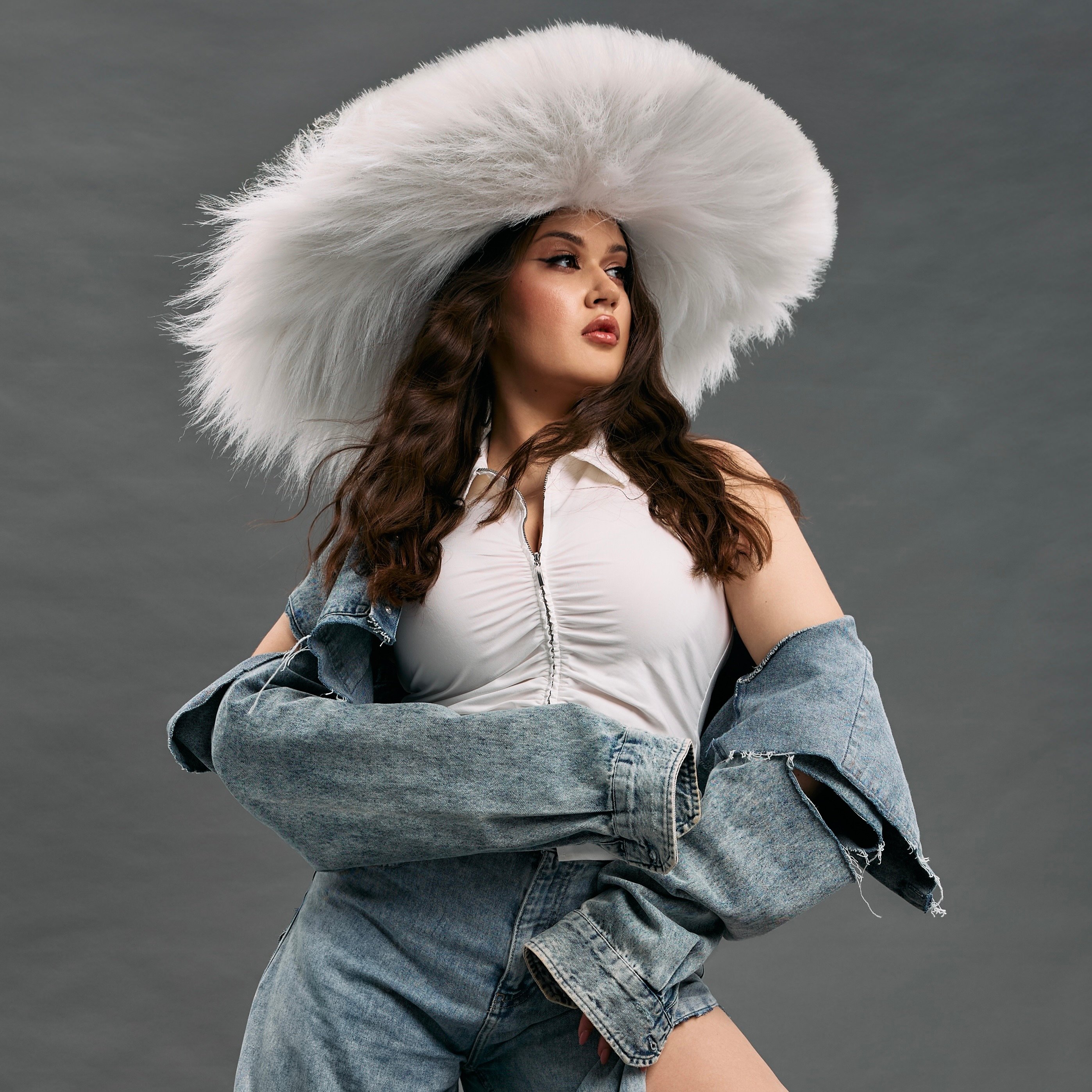 «Різдвяне Диво»: новий святковий сингл Bonni Shine історія про вогні ...