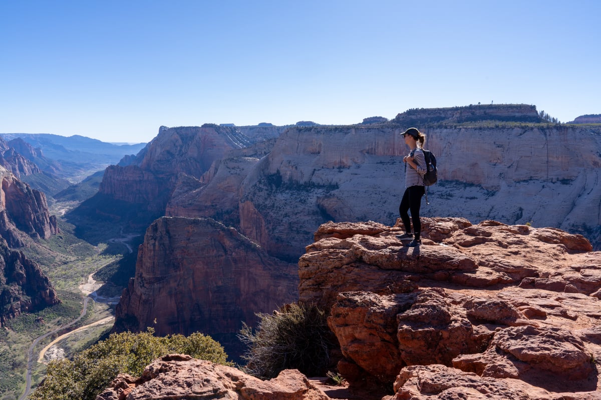 Hike naar Observation Point voor een adembenemend uitzicht op Zion ...