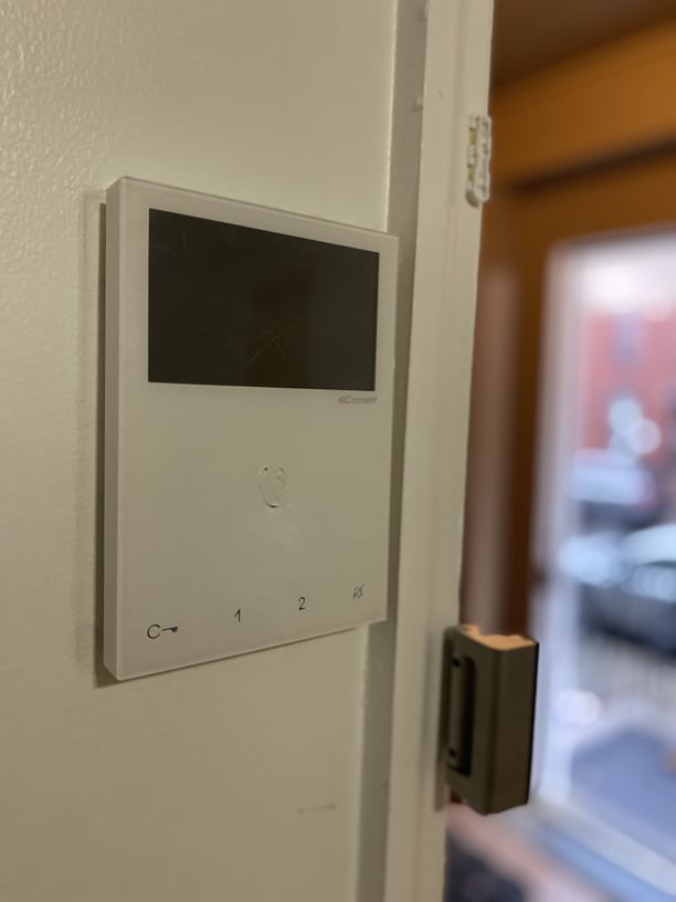 Why Anyone Needs Home Intercom Systems And Residential Access Control ...