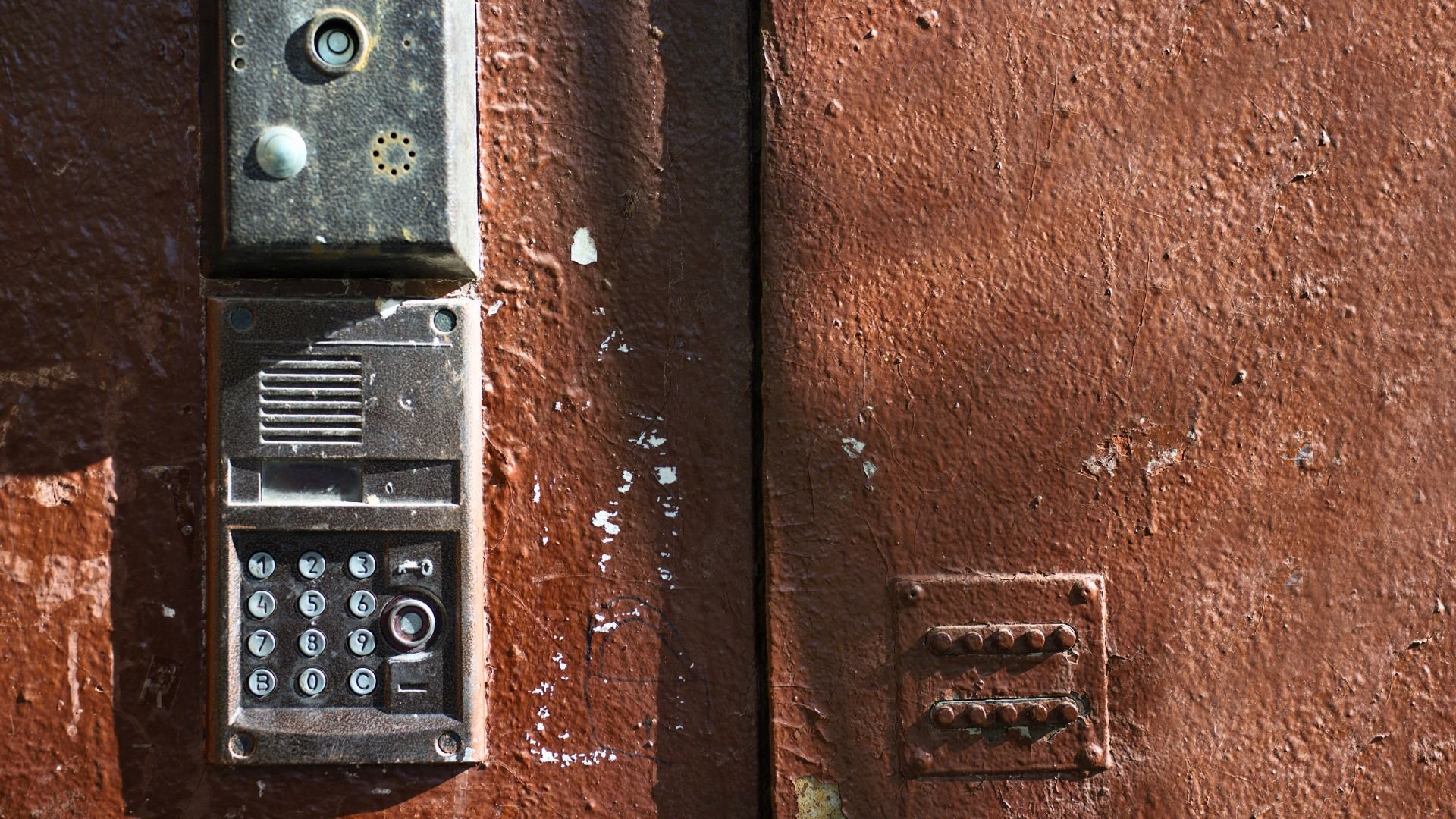 Old Intercom Systems: History, Benefits, and Modern Upgrades - YDA ...