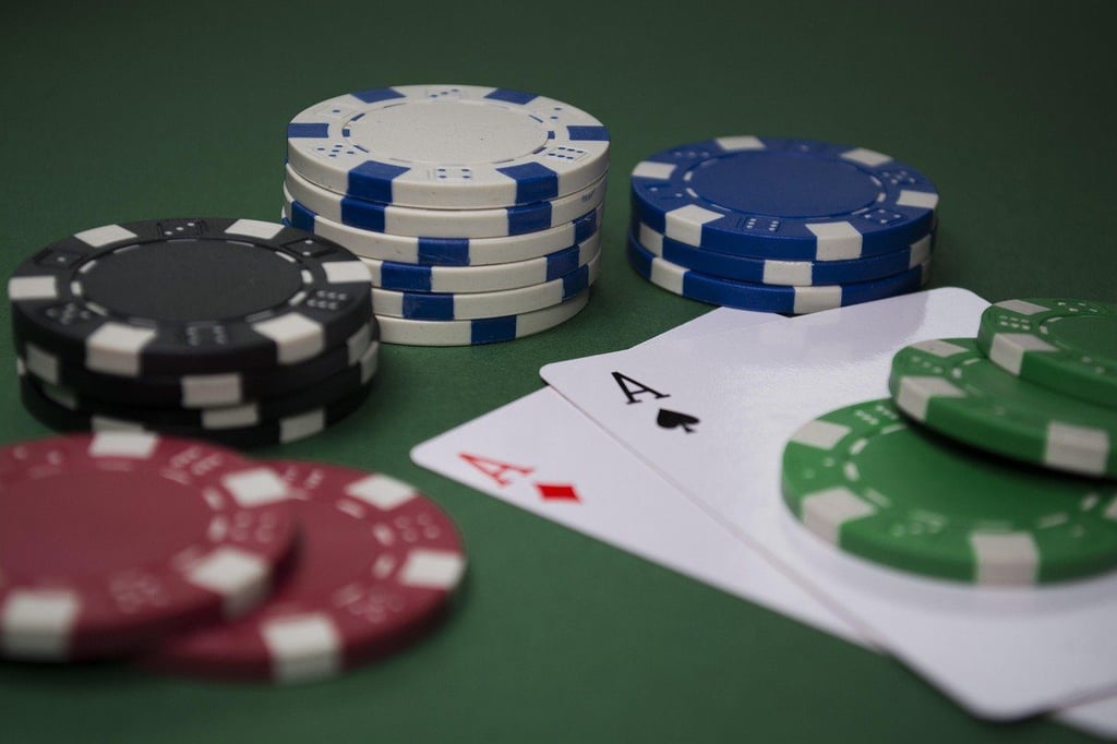 Texas Hold’em Poker Rules: How to Play & Winning Strategies