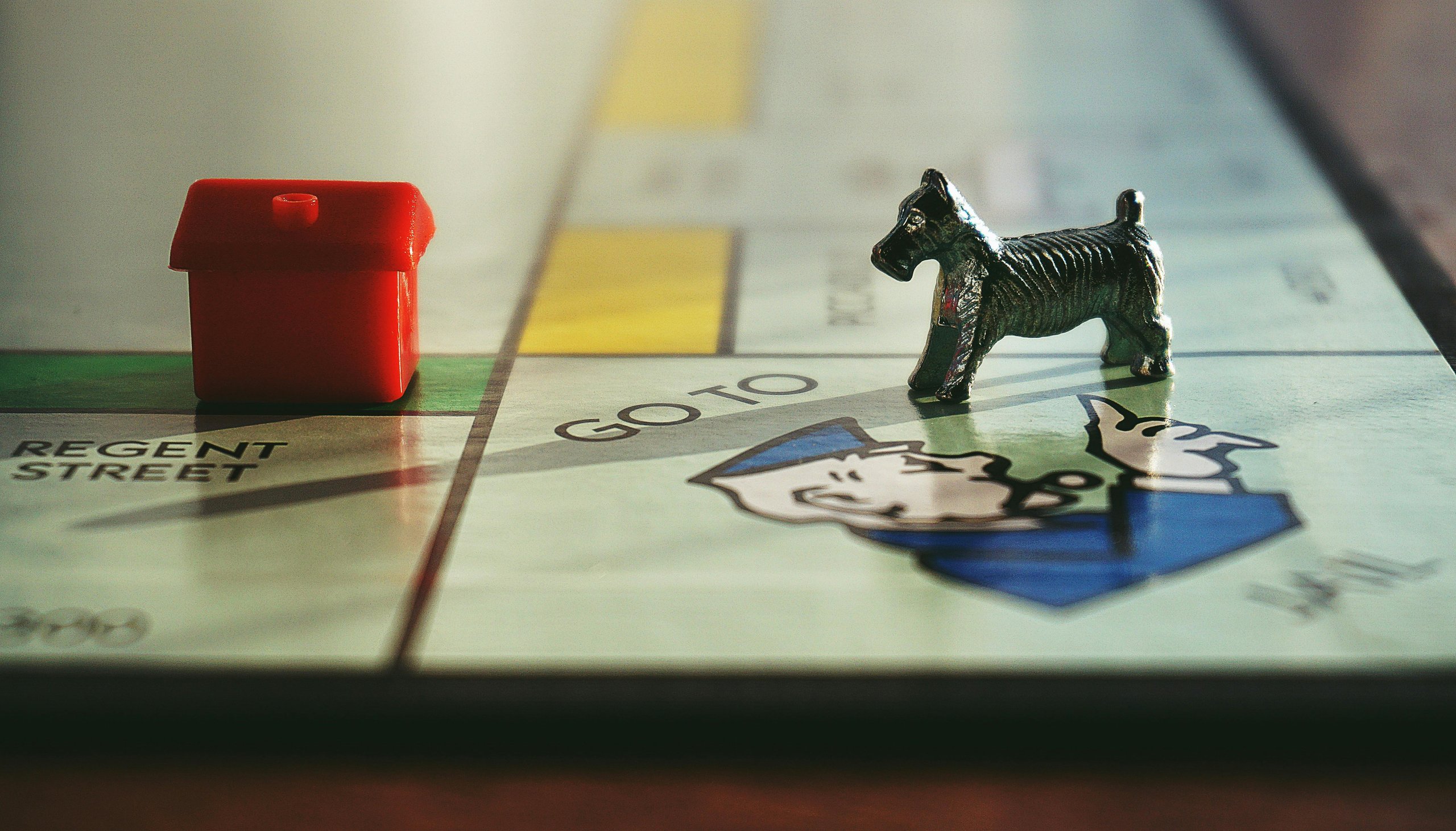 Official Monopoly Rules – How to Play & Complete Gameplay Guide