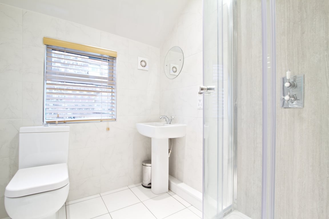 61 Derby Grove 5 Bedroom Student House | Nottingham | Student Cribs