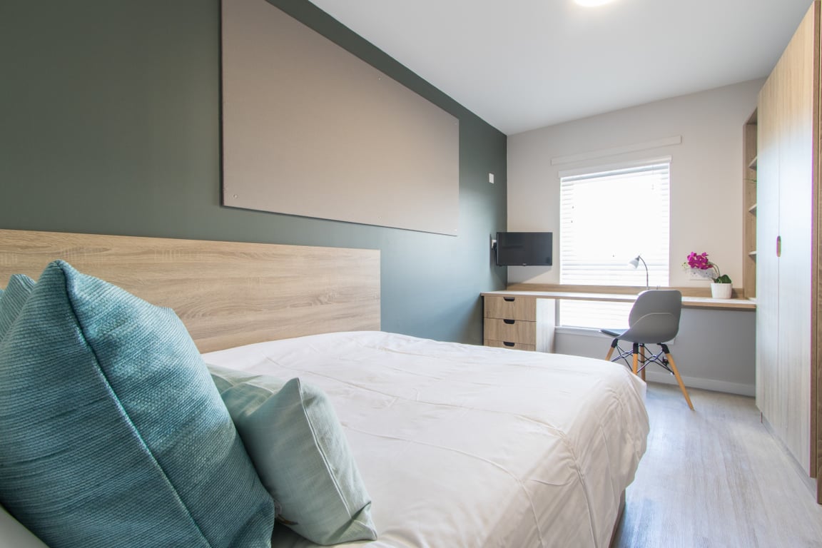 Flat 10, 6 Morrison Circus 4 Bedroom Student Flat | Edinburgh | Student ...