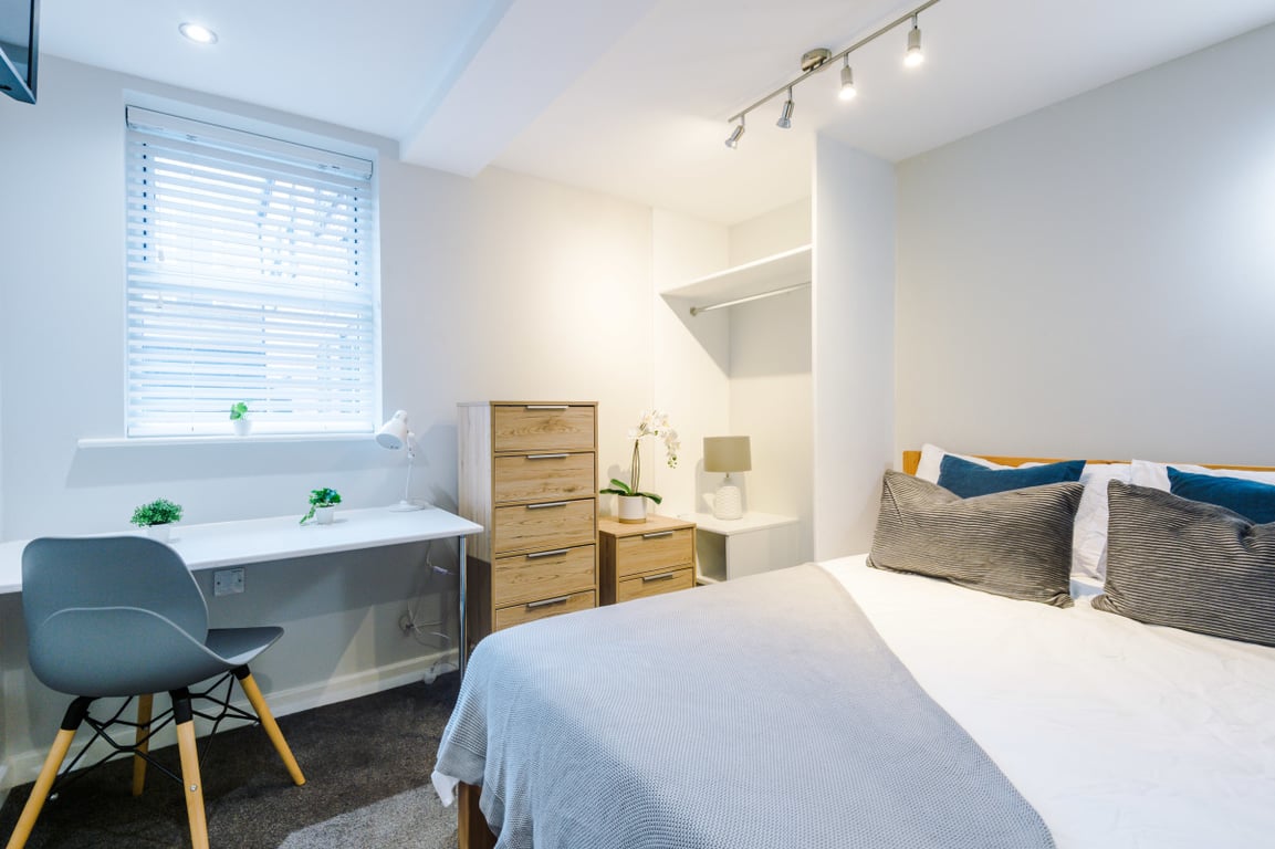 Flat 5 Shiners Yard, Jesmond Road Newcastle 6 Bedroom Student Flat ...