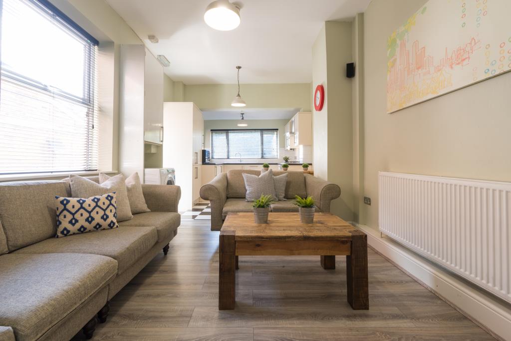 17 York Road 6 Bedroom Student House | Loughborough | Student Cribs