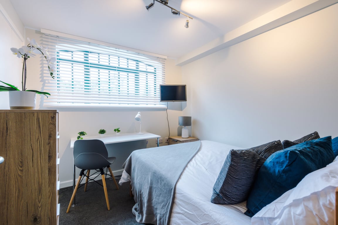 Flat 5 Shiners Yard, Jesmond Road Newcastle 6 Bedroom Student Flat ...