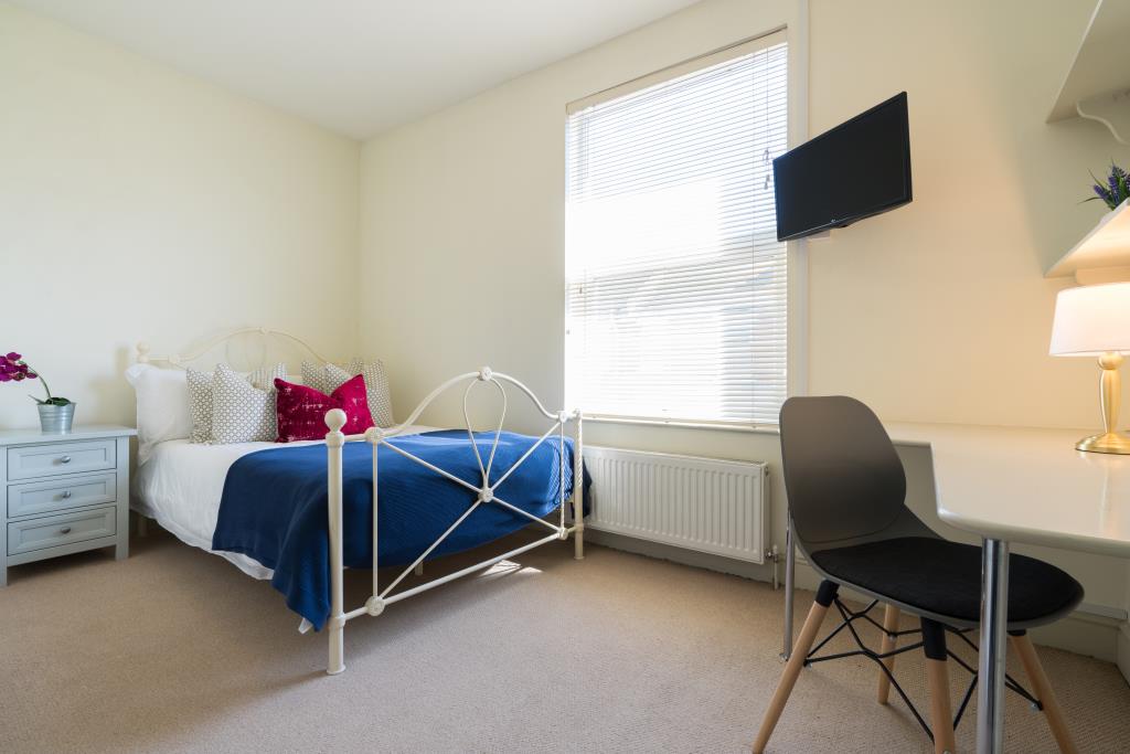 103 Bath Road 4 Bedroom Student House | Portsmouth | Student Cribs