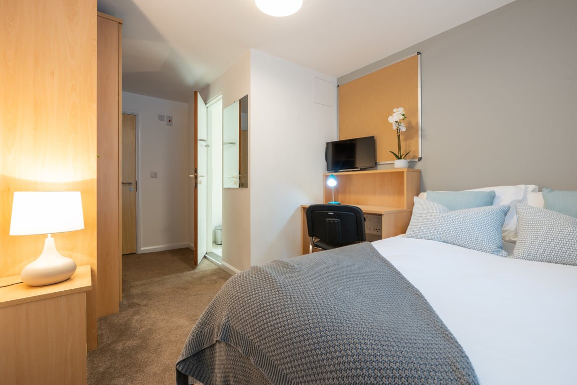 Flat 8, Hope Court 5 Bedroom Flat | Exeter |Student Cribs