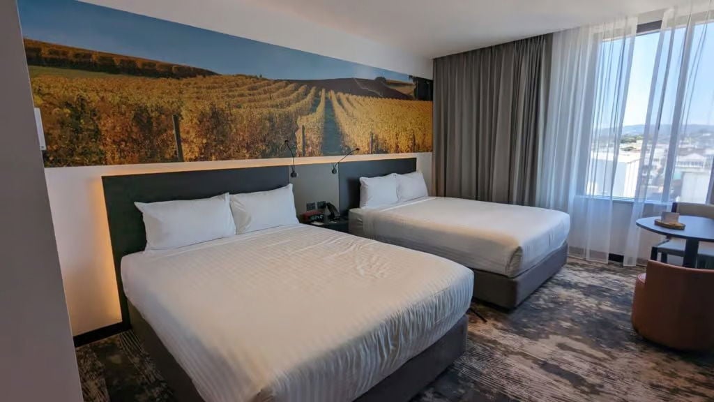 Novotel Devonport standard room with two queen beds review - Review ...