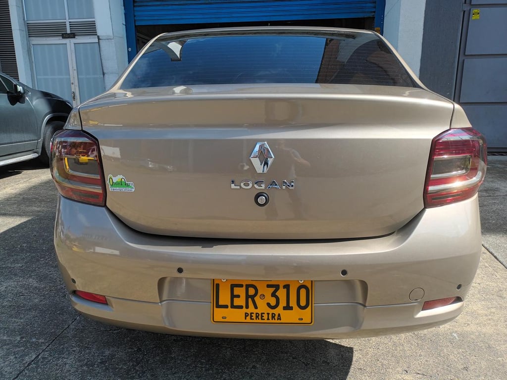 2023 Renault Logan 4 under 63,000 Miles | CarAgencia