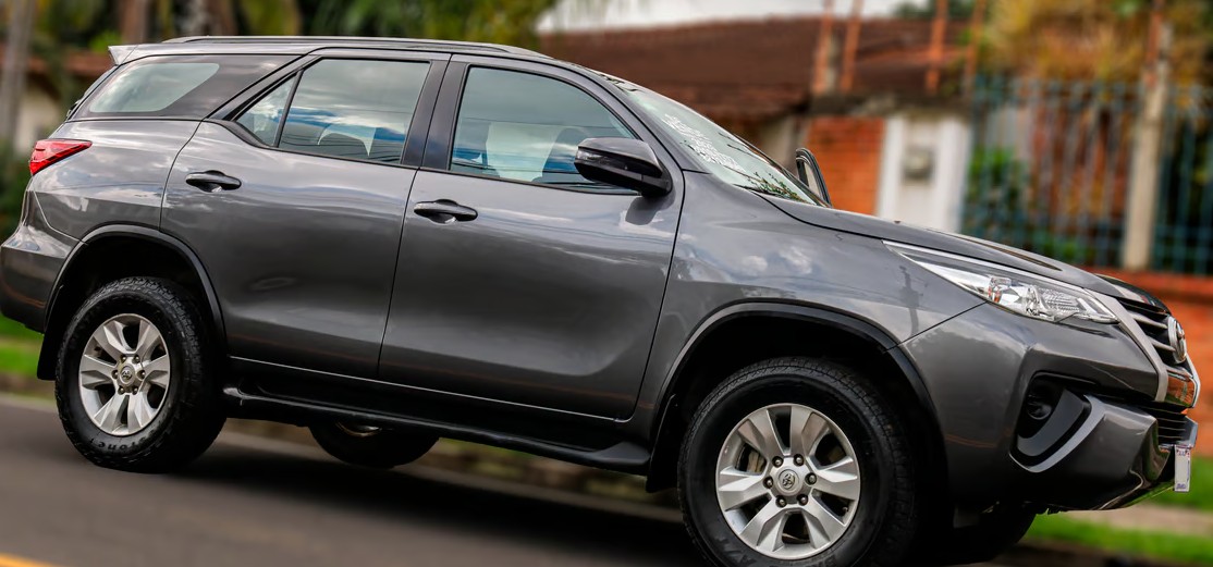 2020 Toyota Fortuner under 77,126 Miles | CarAgencia