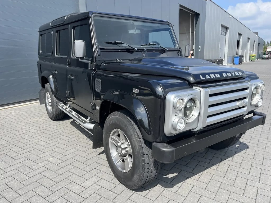 2008 Land Rover Defender in Poland under 80,233 Miles | CarAgencia