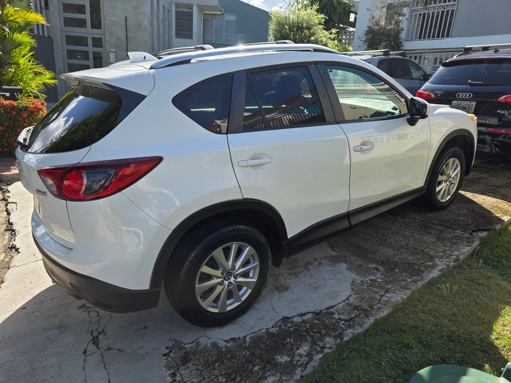 2015 Mazda CX-5 3 bajo 68,645 Millas ES | CarAgencia