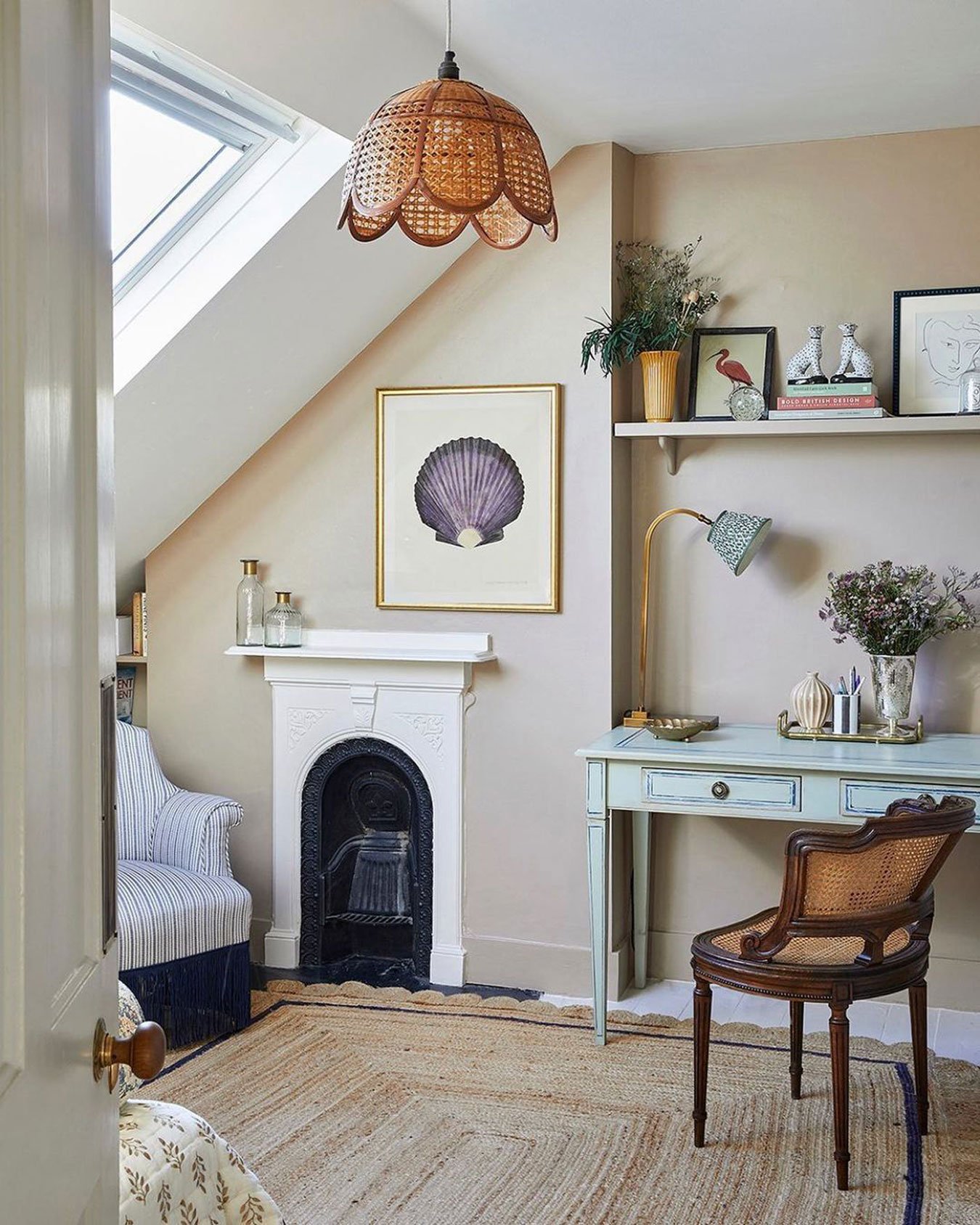 Easy & Elegant Loft Decorating Ideas | Layla Grayce