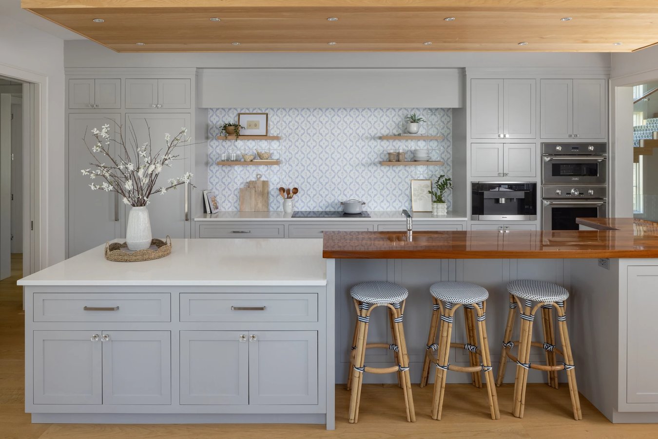 Designer Spotlight: Kerry Jacobs | Layla Grayce