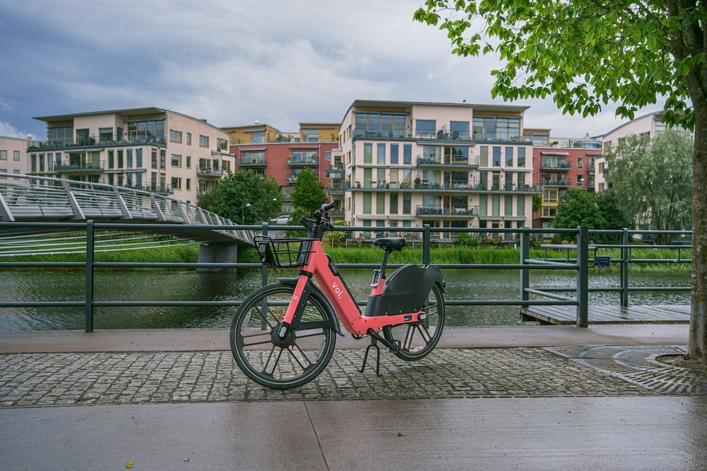 Here come the Voi bikes - The Edinburgh Reporter