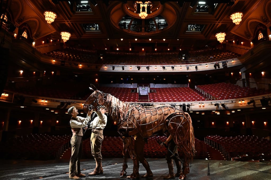 War Horse - on now at Edinburgh Festival Theatre - The Edinburgh Reporter